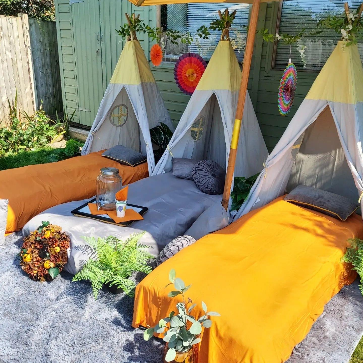 Themes | Little Spark TeePees